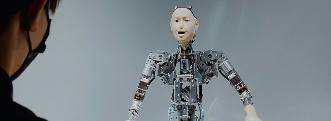 AI Responds to Criticism About AI