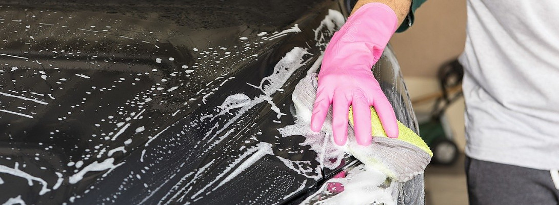 Wash a Car, Wipe Your Backside & Do 108 Push-Ups in 8 Minutes Flat!